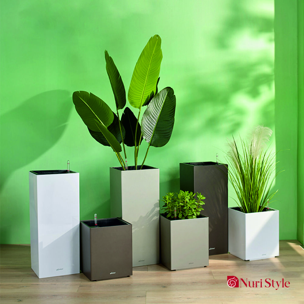 TRIANGLE PLANTER BOX / OUTDOOR - Nuri Style